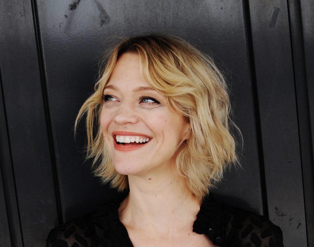 Heike Makatsch ist Teil des Ensembles der musikalisch-literarischen ...