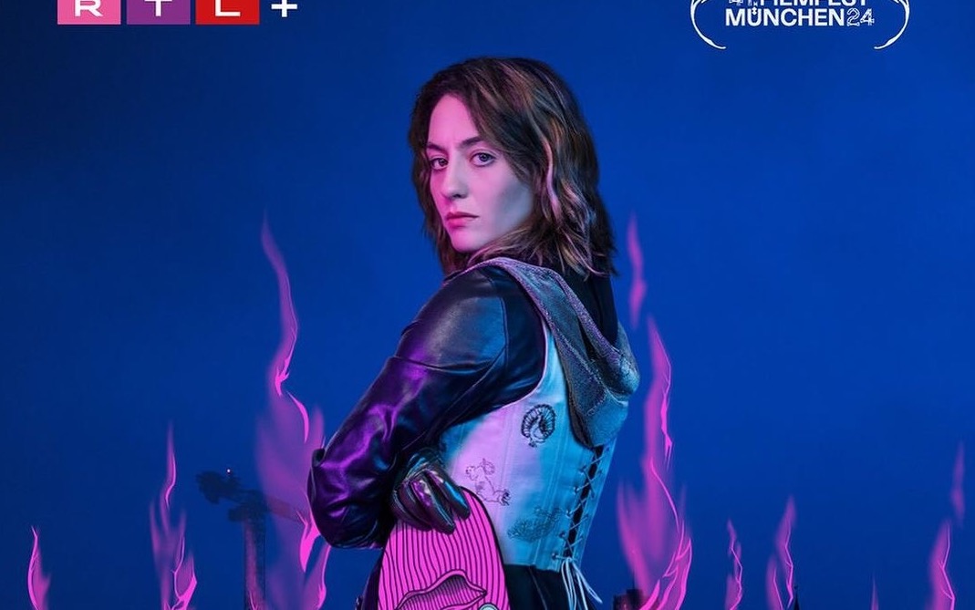 FILMFEST MÜNCHEN: PREMIERE VON "ANGEMESSEN ANGRY" MIT MARIE BLOCHING IN ...